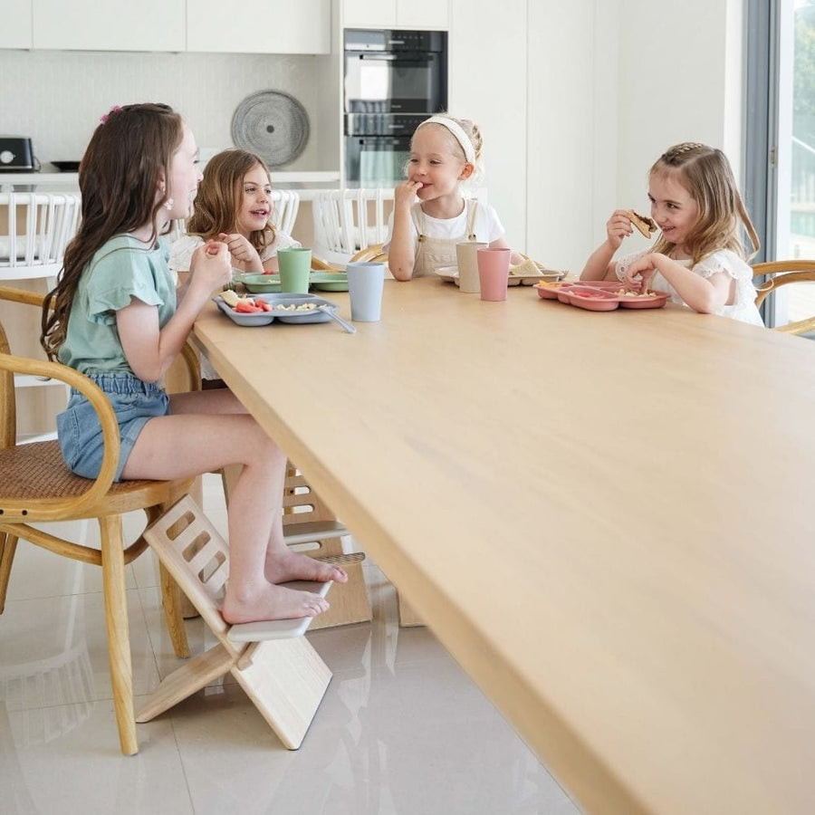 Footsi Grow – Adjustable Kids' Footrest for Dining & Study – nibbleandrest